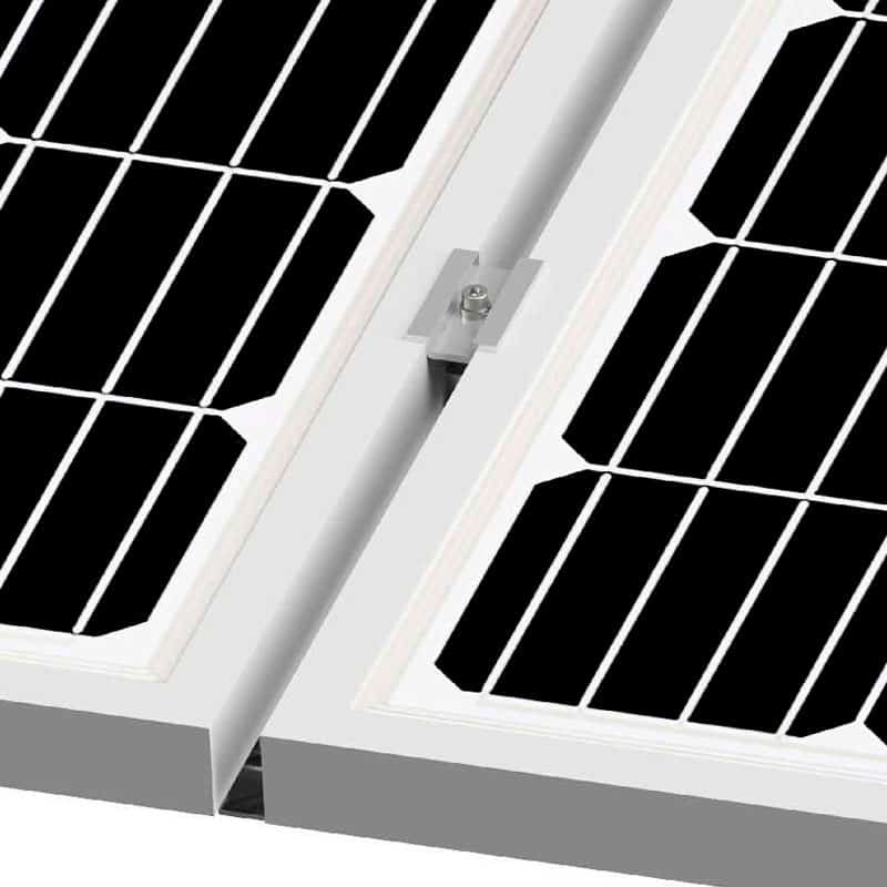 Central fastener for fixing solar panels